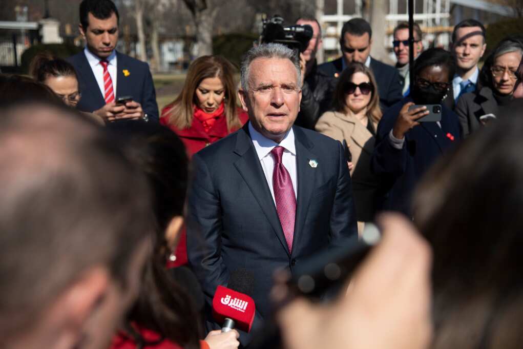 US, Russia, Ukraine Hold Private Peace Talks | Republican Patriot